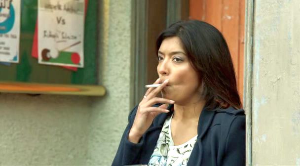 Smoking Celebs: Click image to close this window